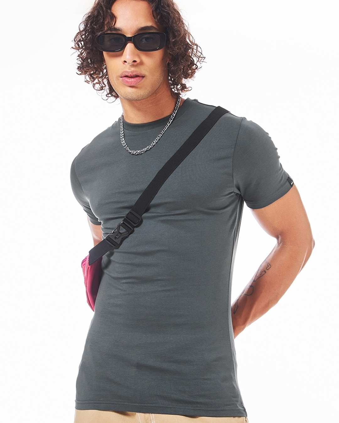 Buy Men's Grey Muscle Fit T-shirt Online at Bewakoof