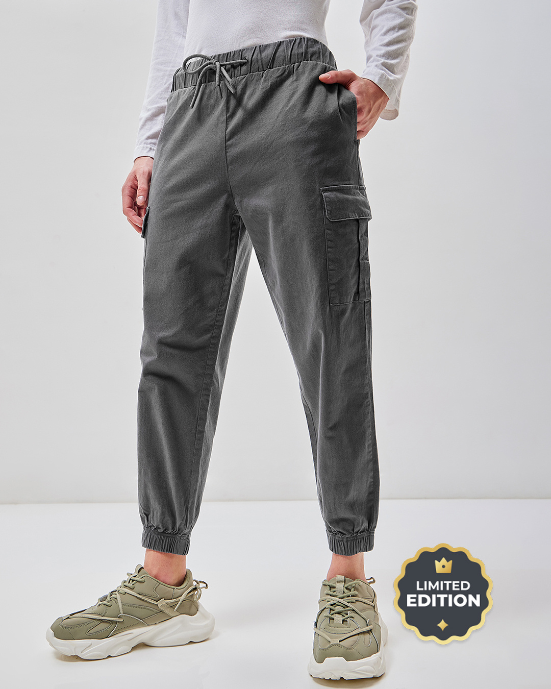 Buy Men's Grey Oversized Cargo Jogger Pants Online at Bewakoof
