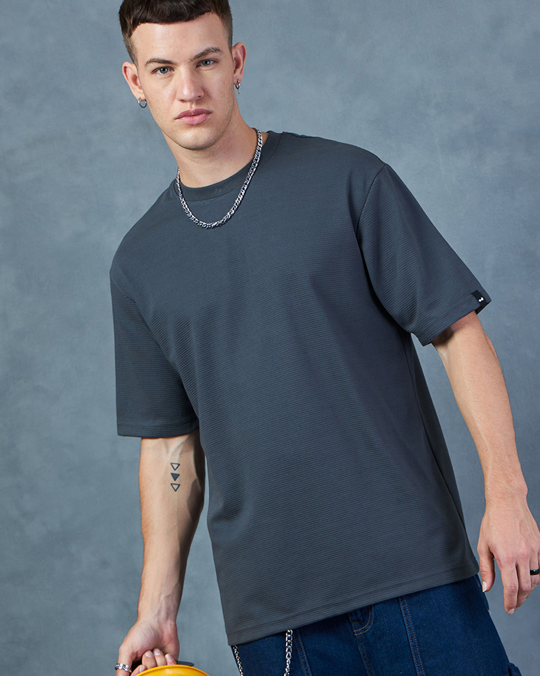 Buy Men's Grey Textured Oversized T-shirt Online at Bewakoof