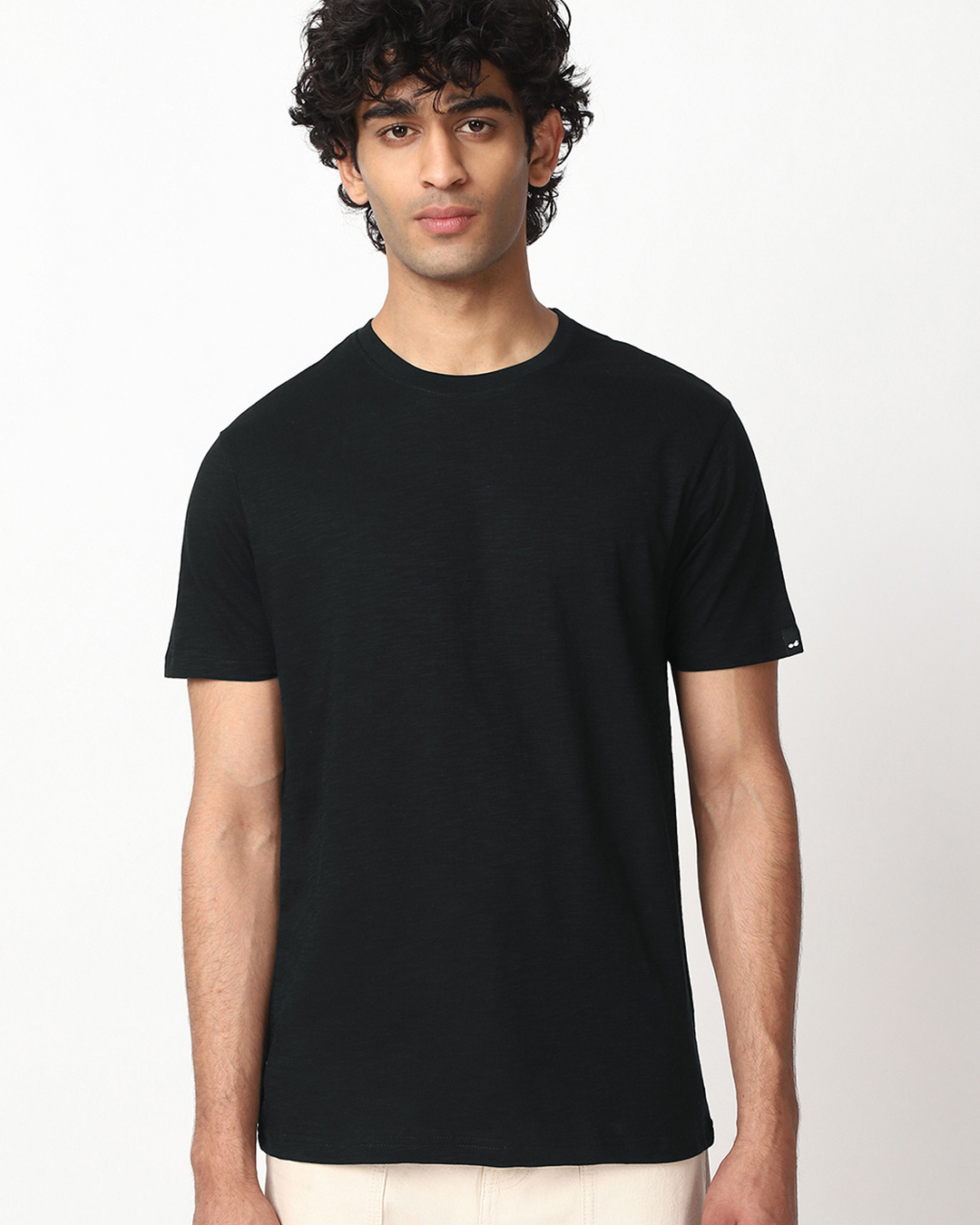 Buy Men's Jet Black T-shirt Online at Bewakoof
