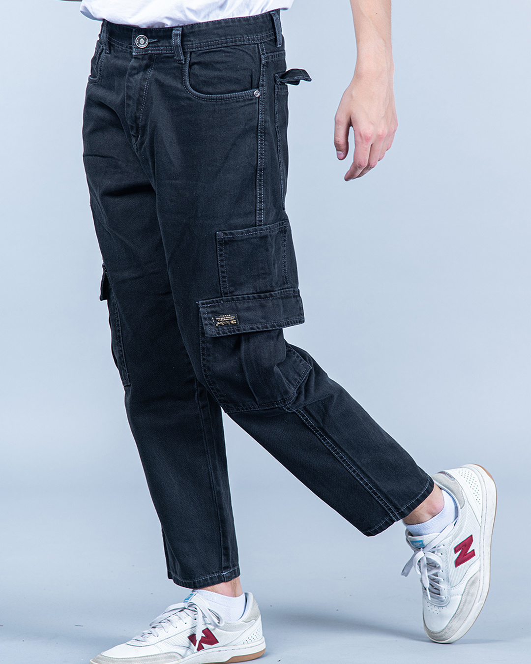 Buy Men's Light Black Baggy Fit Cargo Jeans Online at Bewakoof