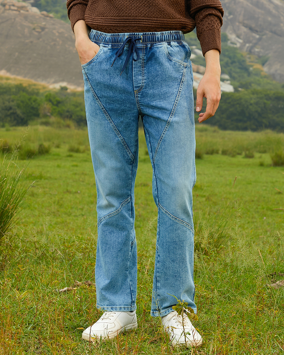 Buy Men's Light Blue Washed Jeans Online at Bewakoof