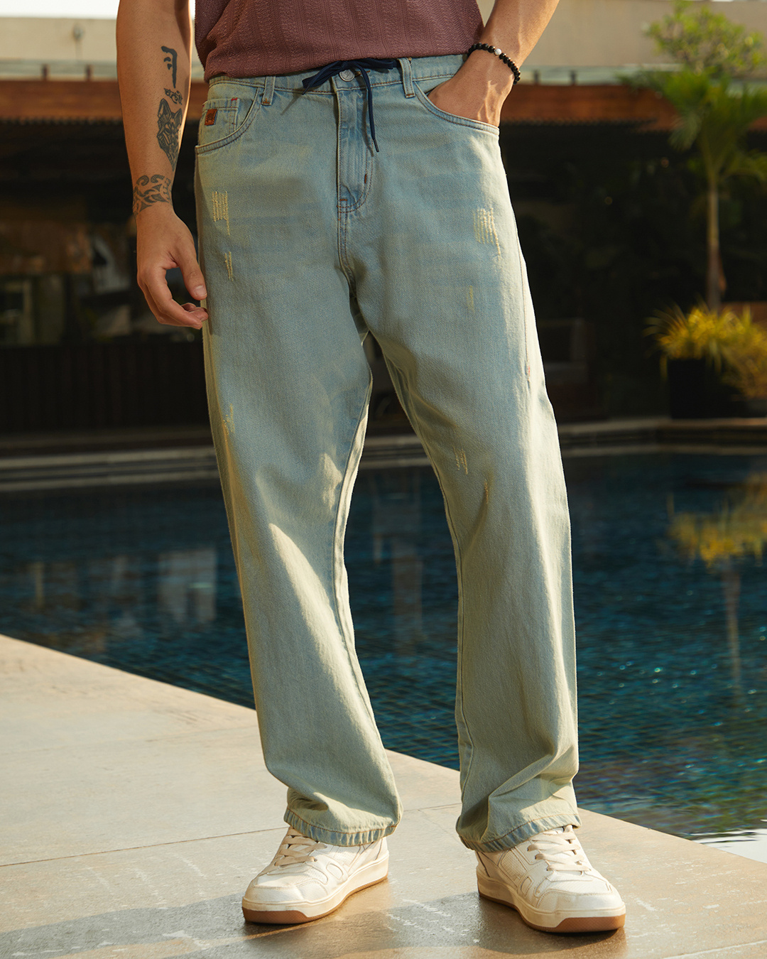 Buy Men's Light Blue Washed Straight Fit Distressed Jeans Online at ...