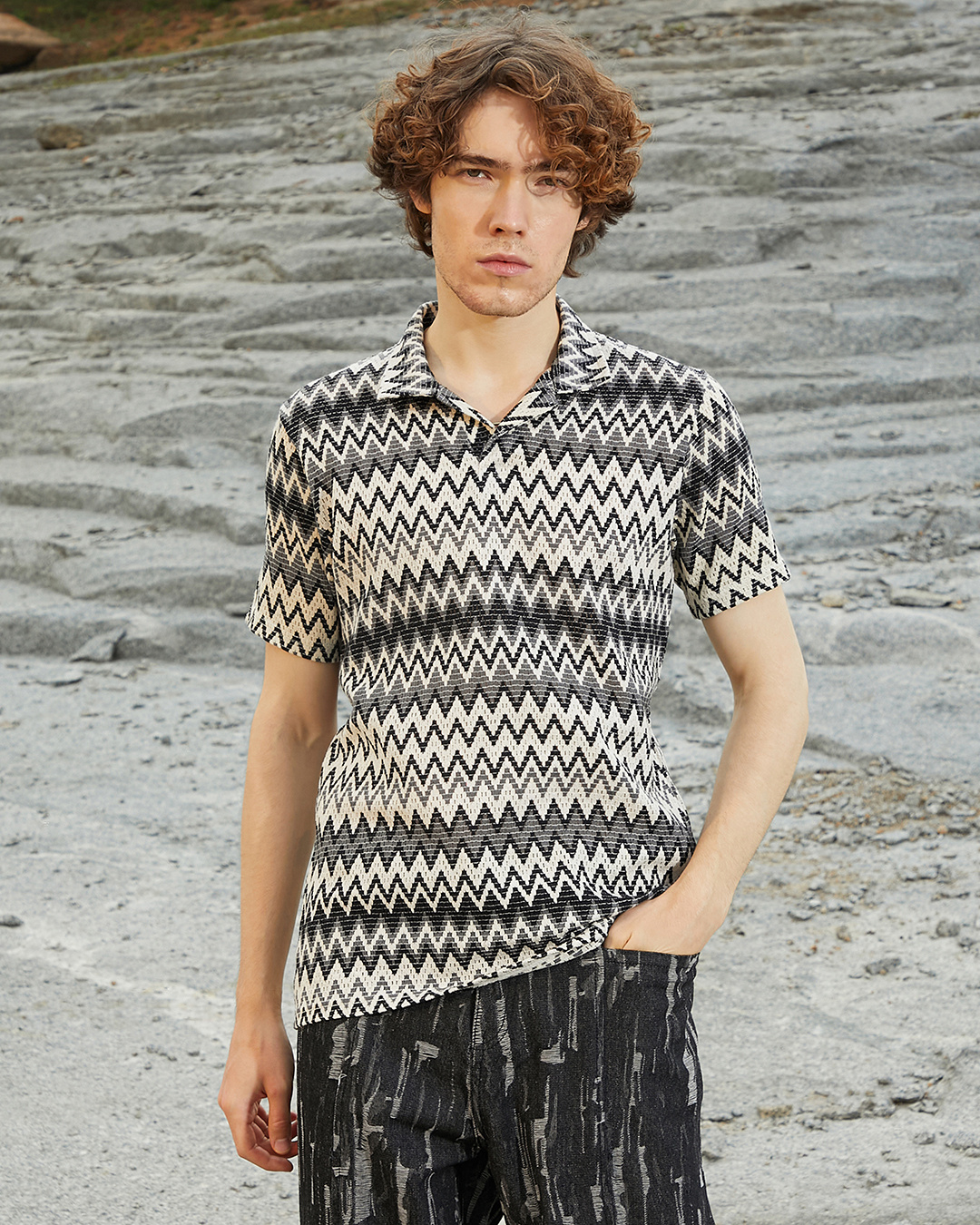 Buy Men's Moon Grey & Off White Chevron T-Shirt Online at Bewakoof