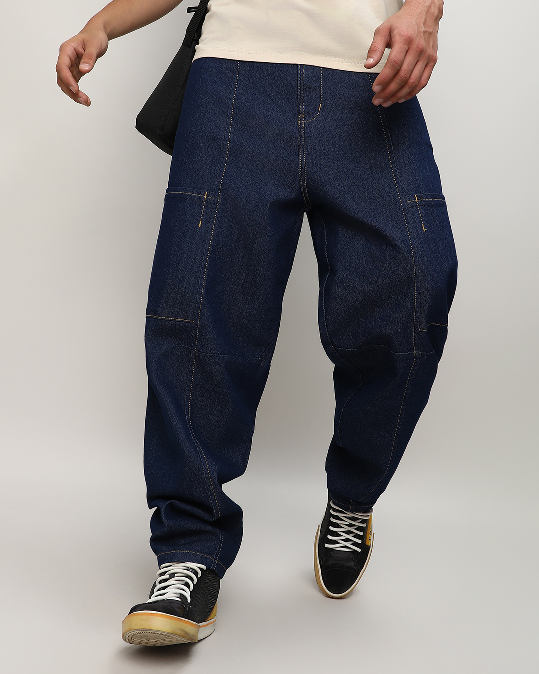 Buy Men's Navy Blue Baggy Cargo Jeans Online at Bewakoof