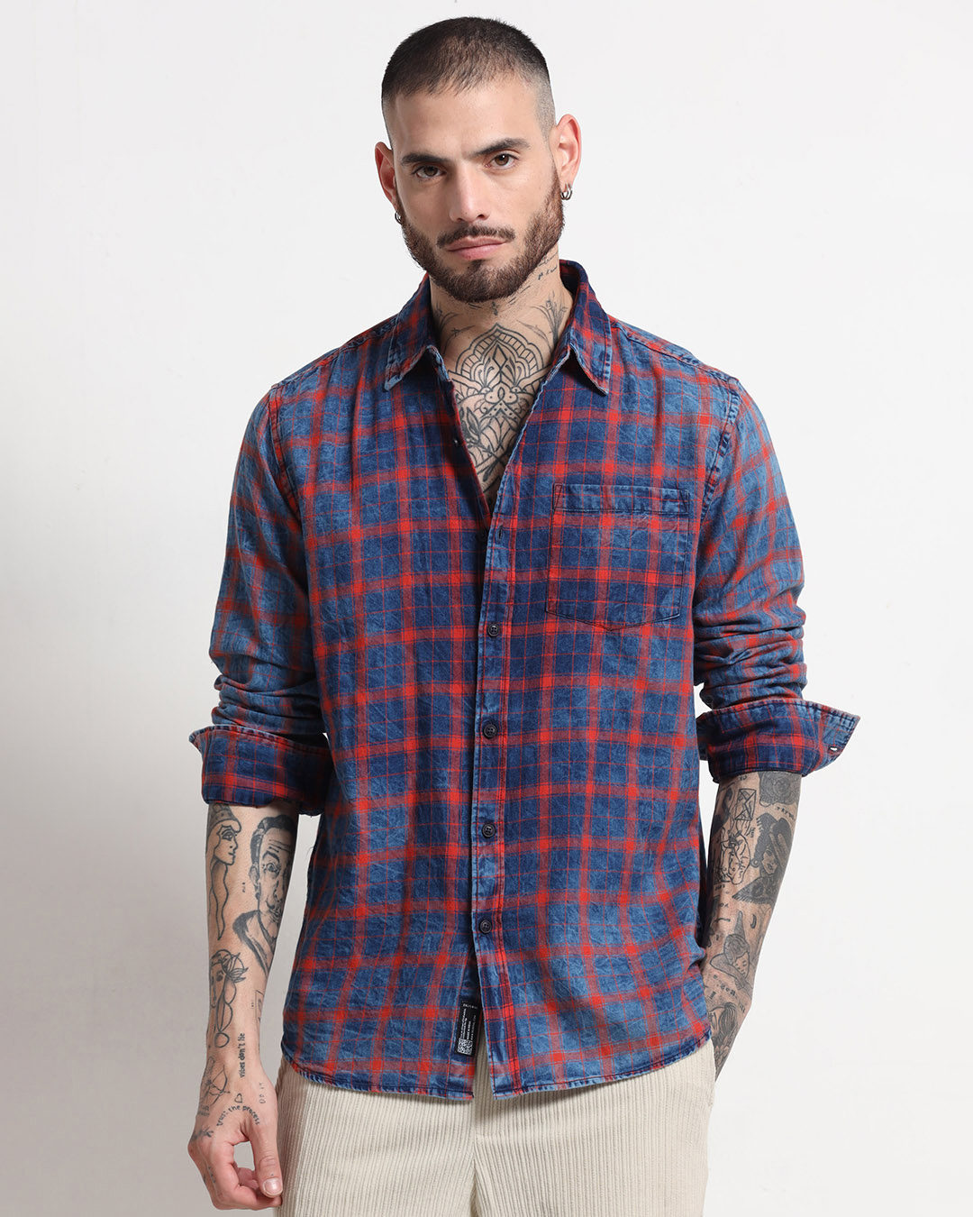 Buy Men's Navy Blue & Red Checked Denim Shirt Online at Bewakoof