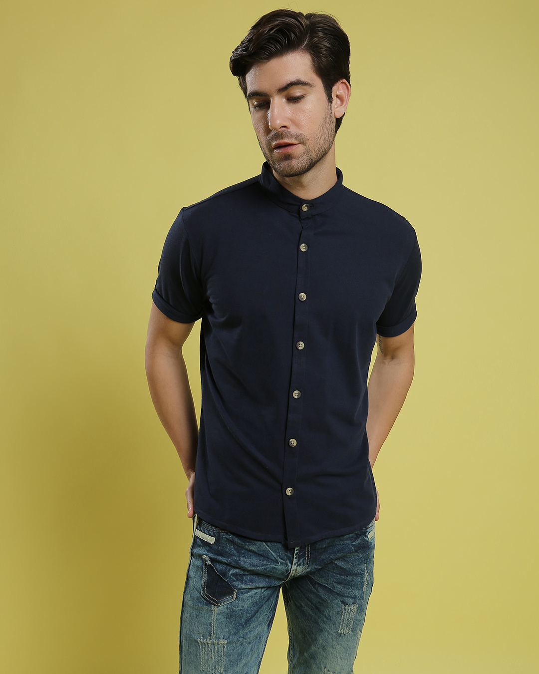 Buy Men's Navy Blue Solid Regular Fit Shirt Online at Bewakoof