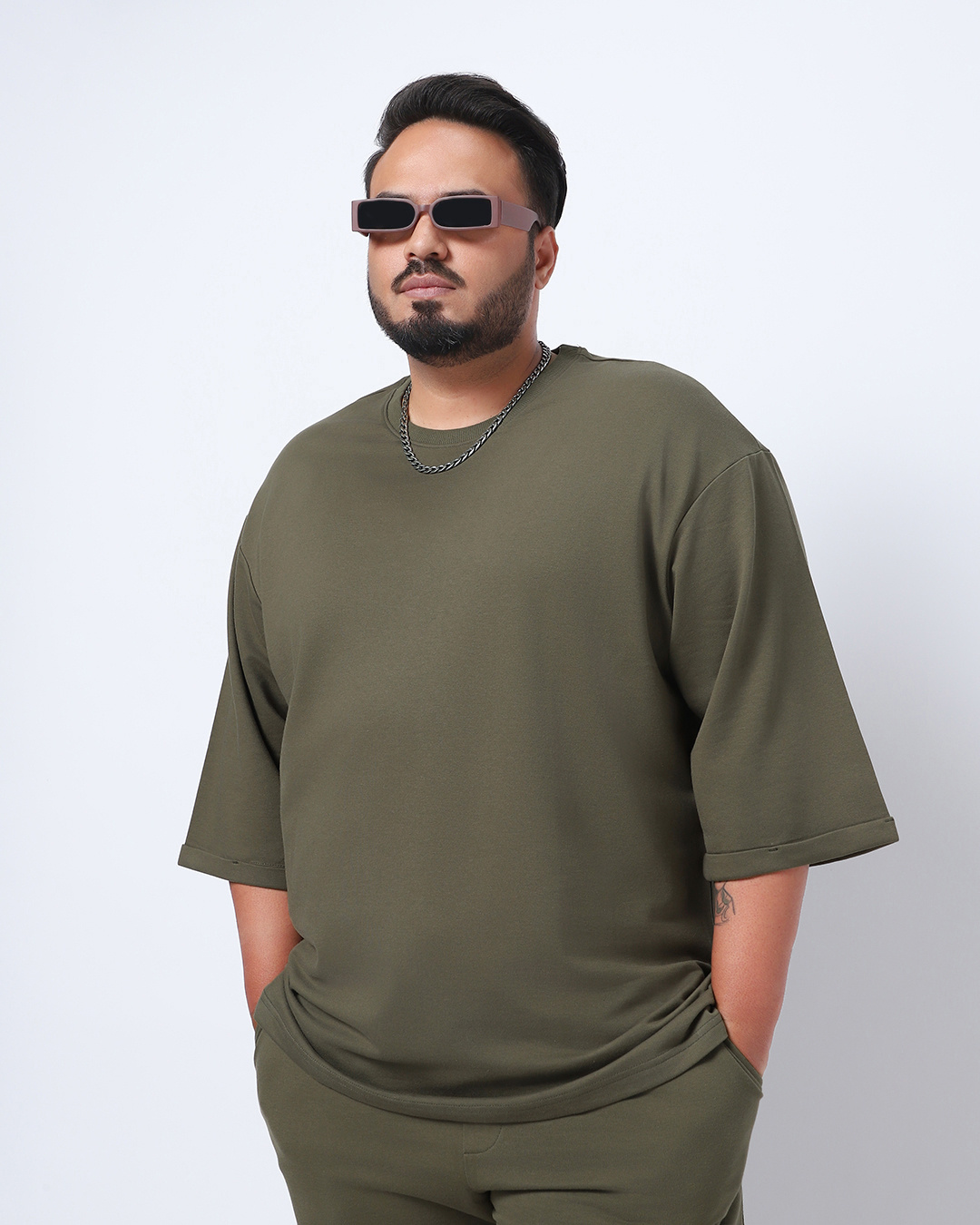 Buy Men's Olive Super Loose Fit Plus Size T-shirt Online at Bewakoof