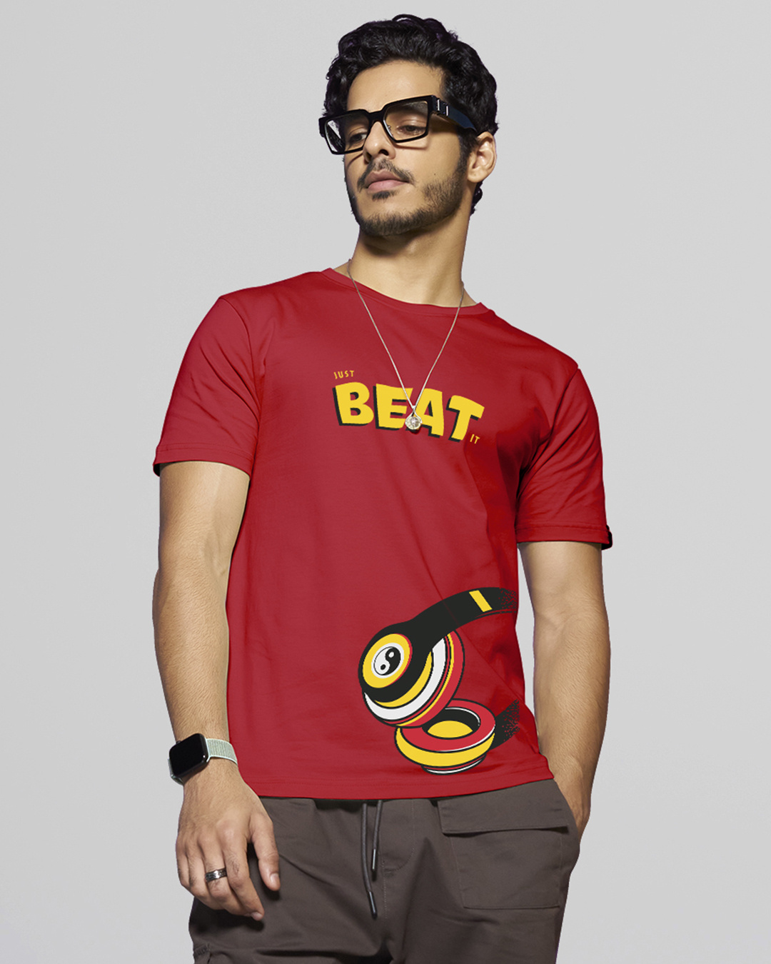 Buy Men's Red Headphone beats Graphic Printed T-shirt Online at Bewakoof