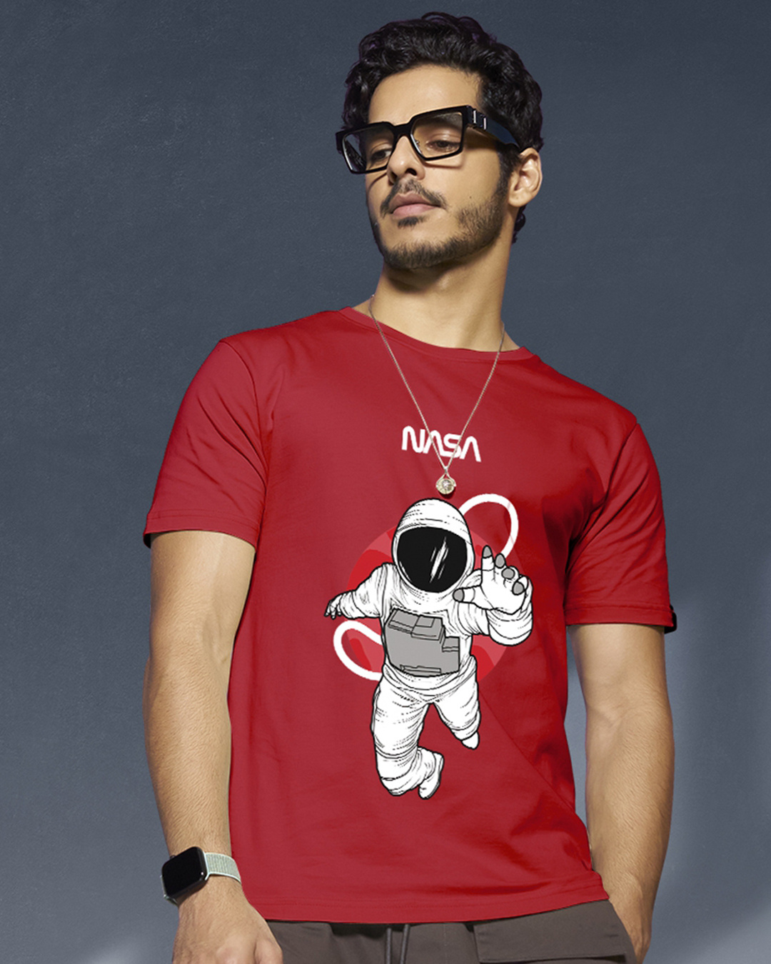 Buy Men's Red NASA Astronaut Graphic Printed T-shirt Online at Bewakoof