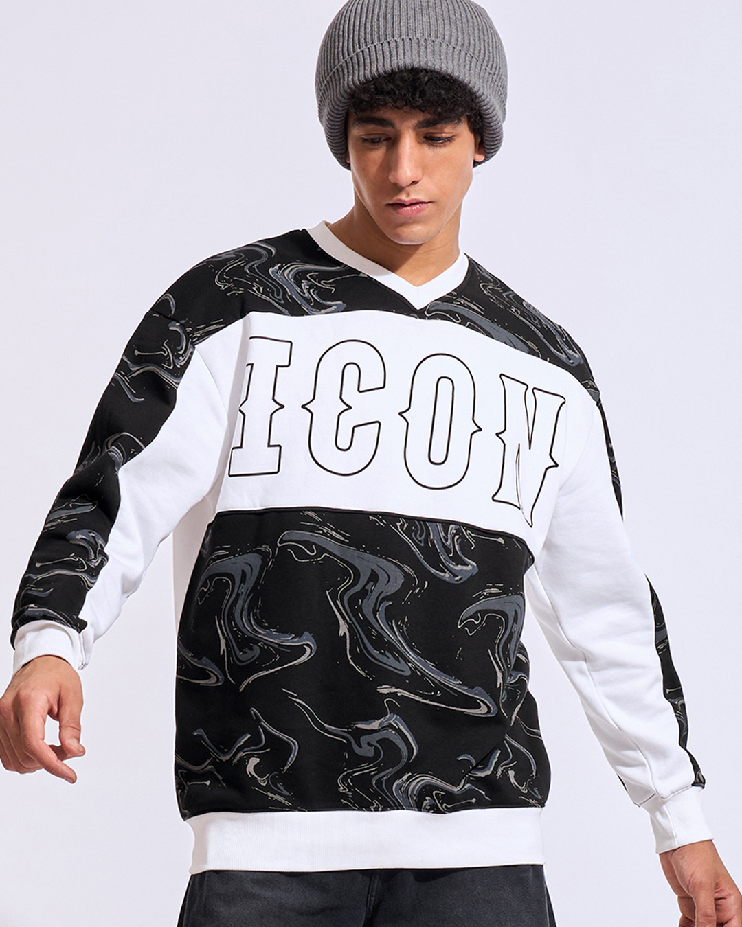 Buy Men's White & Black Color Block Oversized Sweatshirt Online at Bewakoof