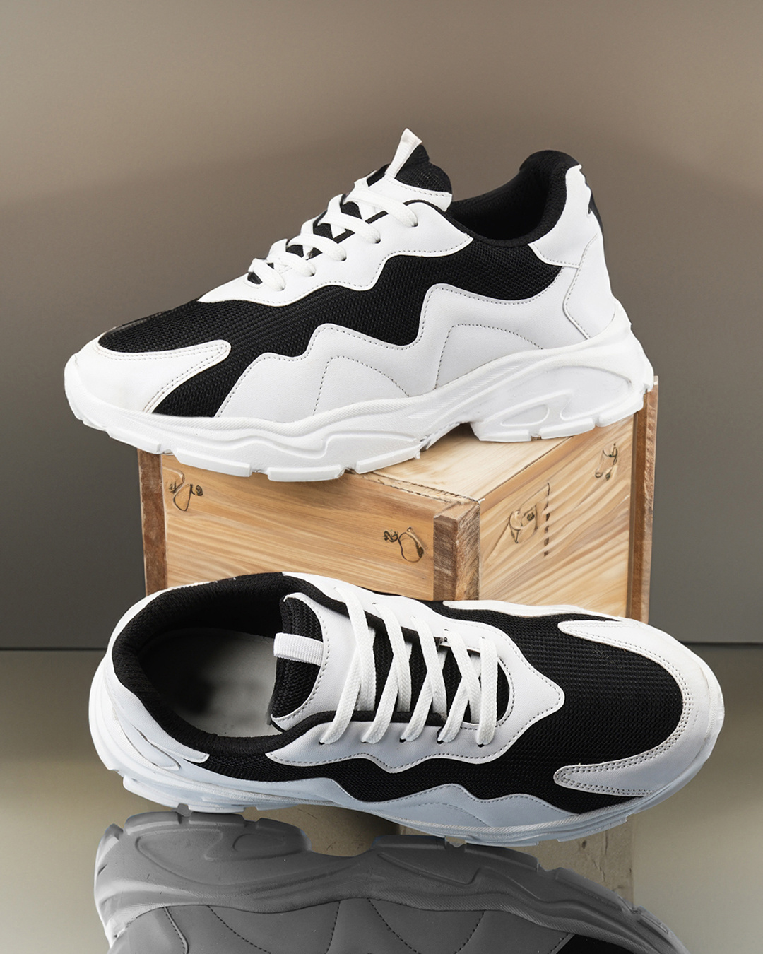 Buy Men's White & Black Color Block Sneakers Online in India at Bewakoof