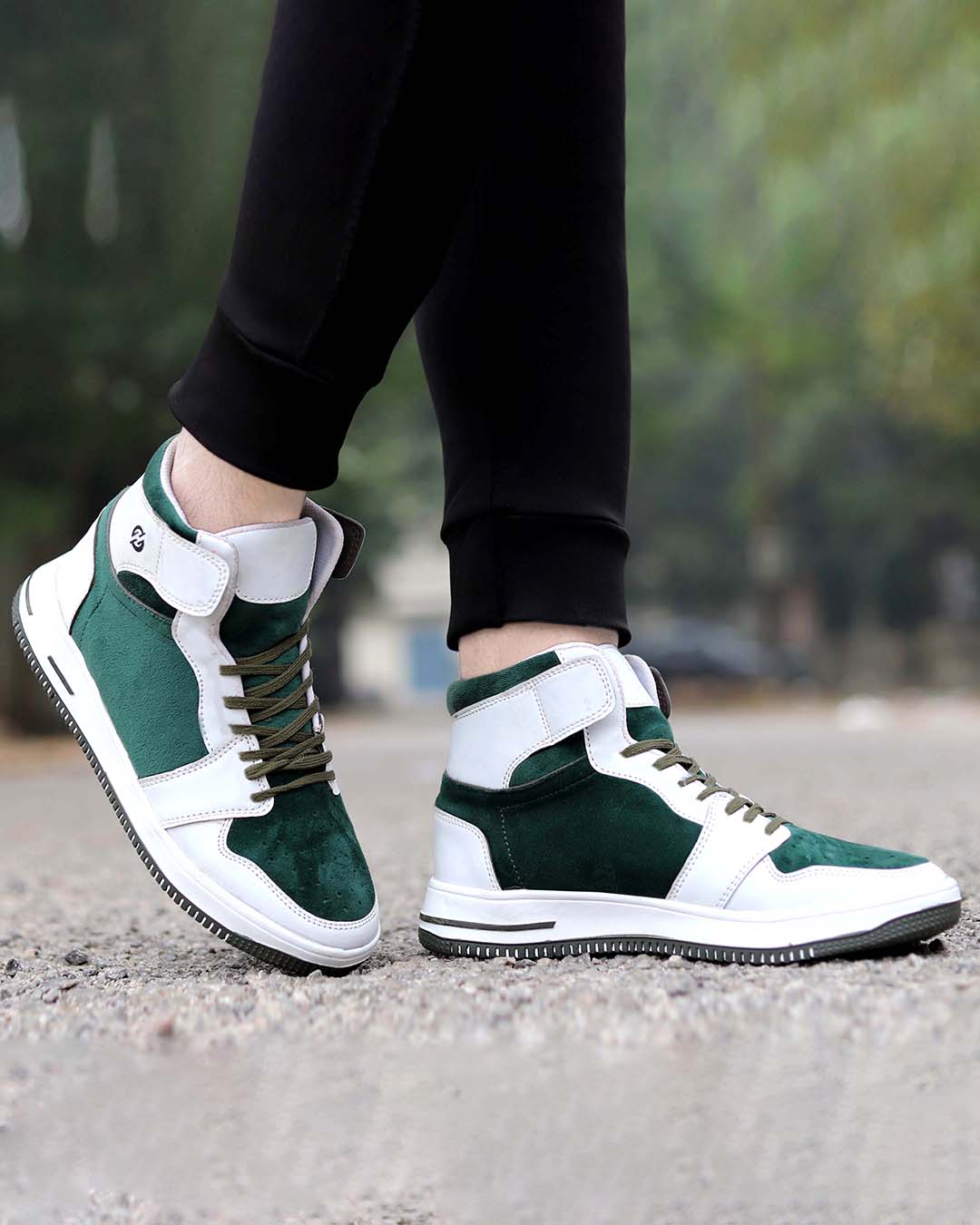 Buy Men's White Color Block Sneakers Online in India at Bewakoof