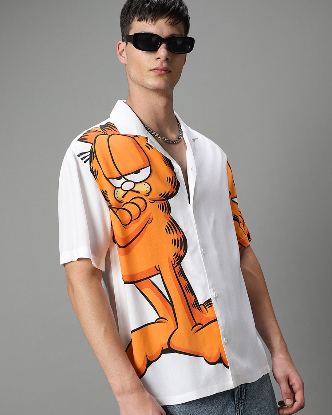 Buy Men's White Garfield Graphic Printed Oversized Shirt Online at Bewakoof