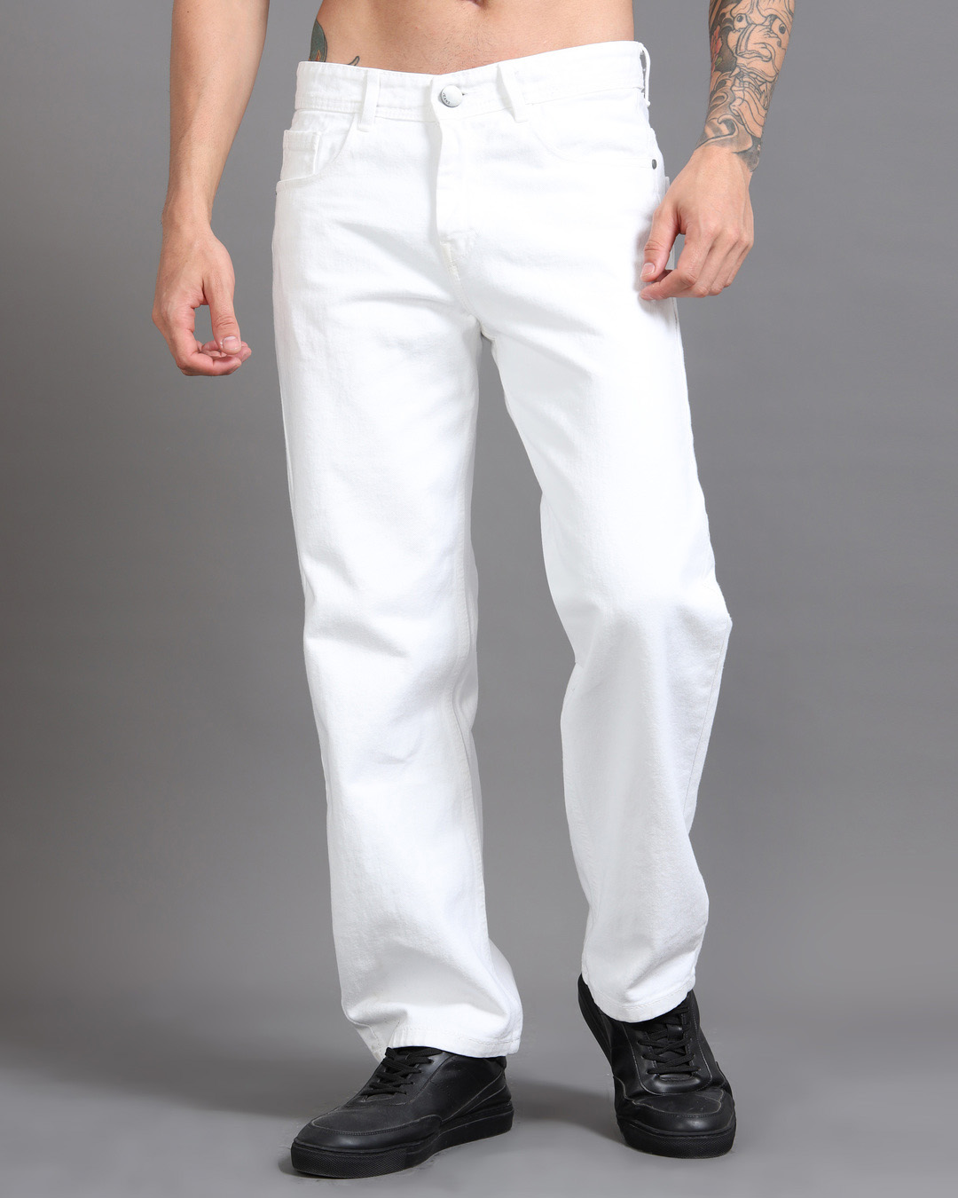 Buy Men's White Loose Comfort Fit Jeans Online at Bewakoof