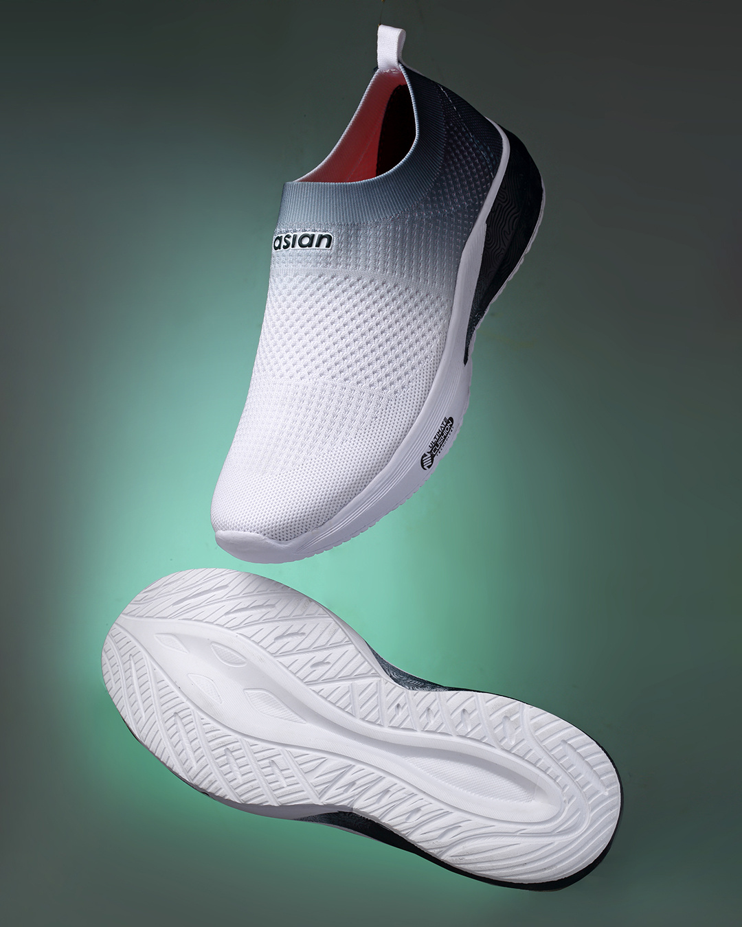 Buy Men's White Running Shoes Online in India at Bewakoof