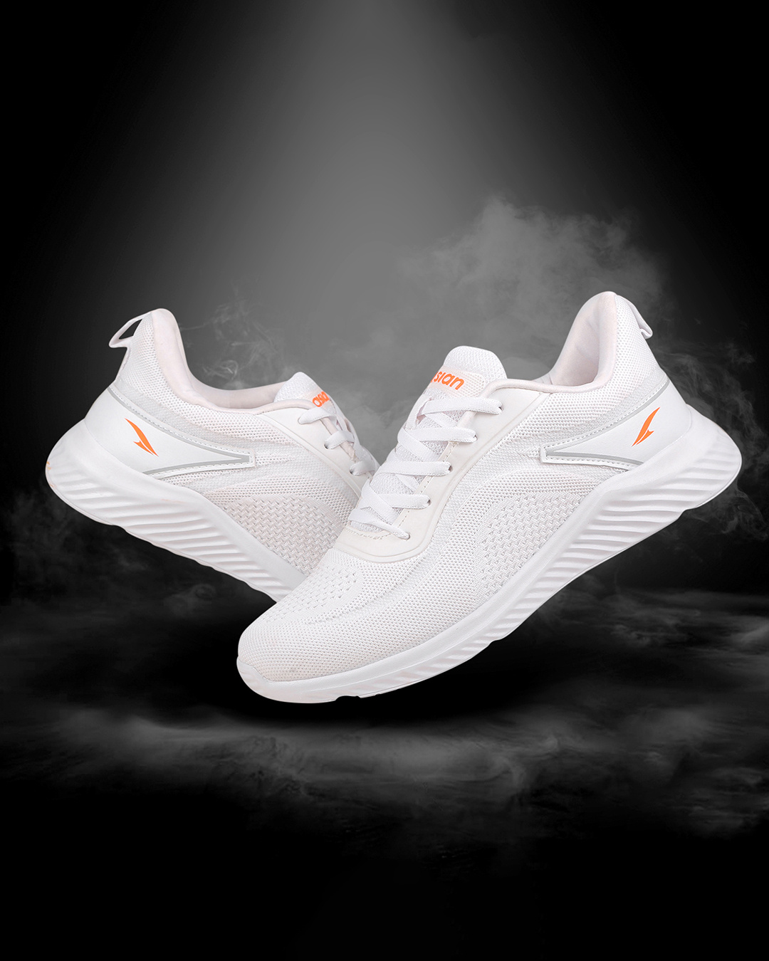 Buy Men's White Running Shoes Online in India at Bewakoof