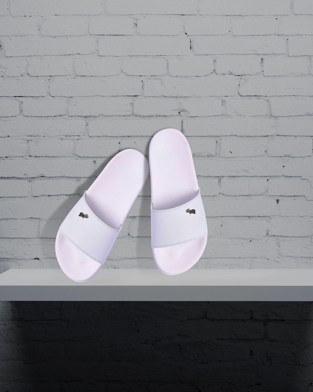 Buy Men's White Sliders Online in India at Bewakoof
