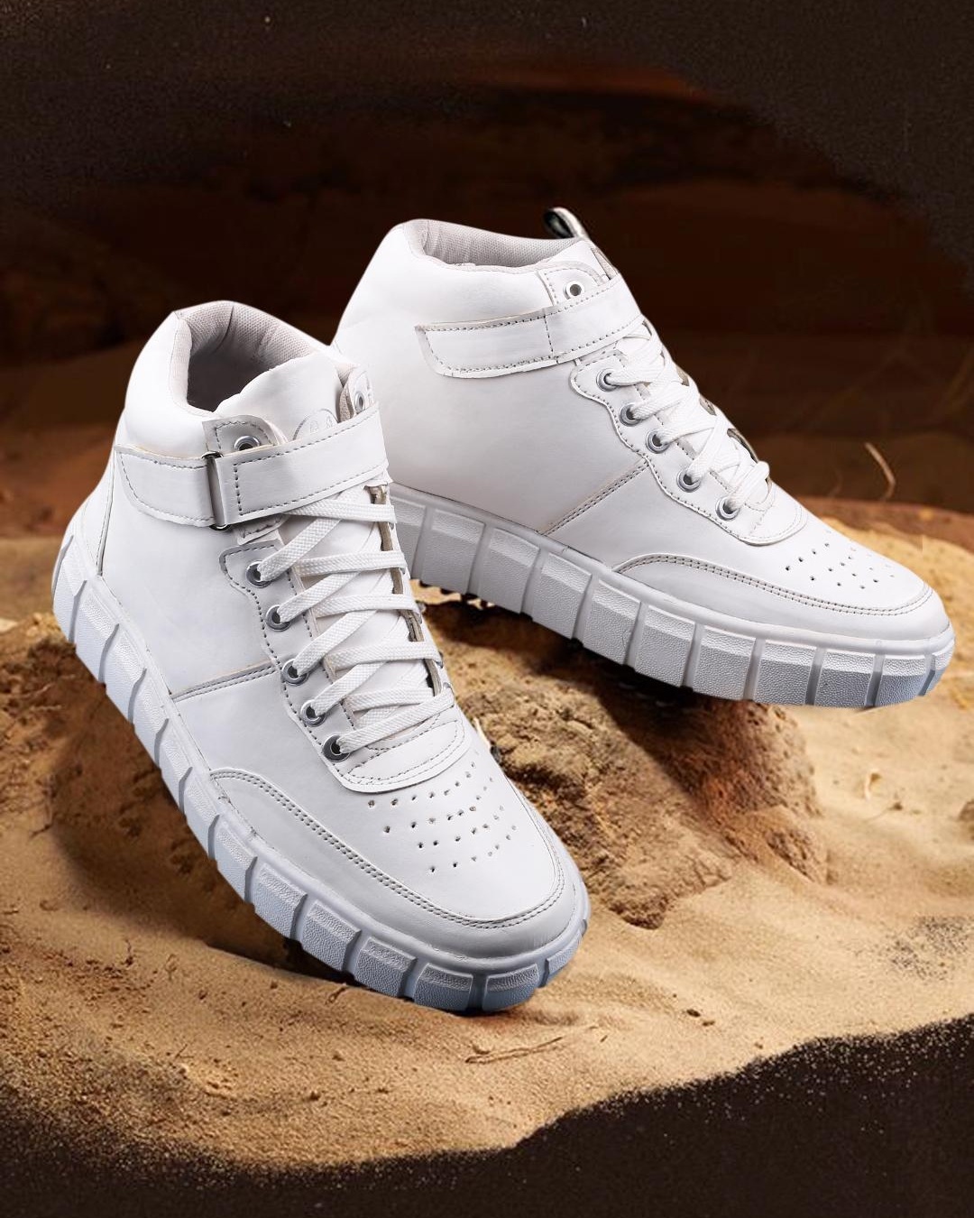 Buy Men's White Sneakers Online in India at Bewakoof