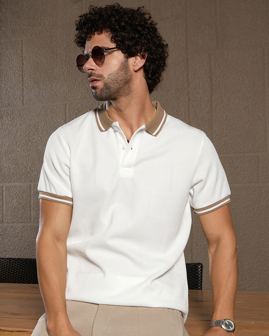 Buy Men's White Textured Polo T-shirt Online at Bewakoof