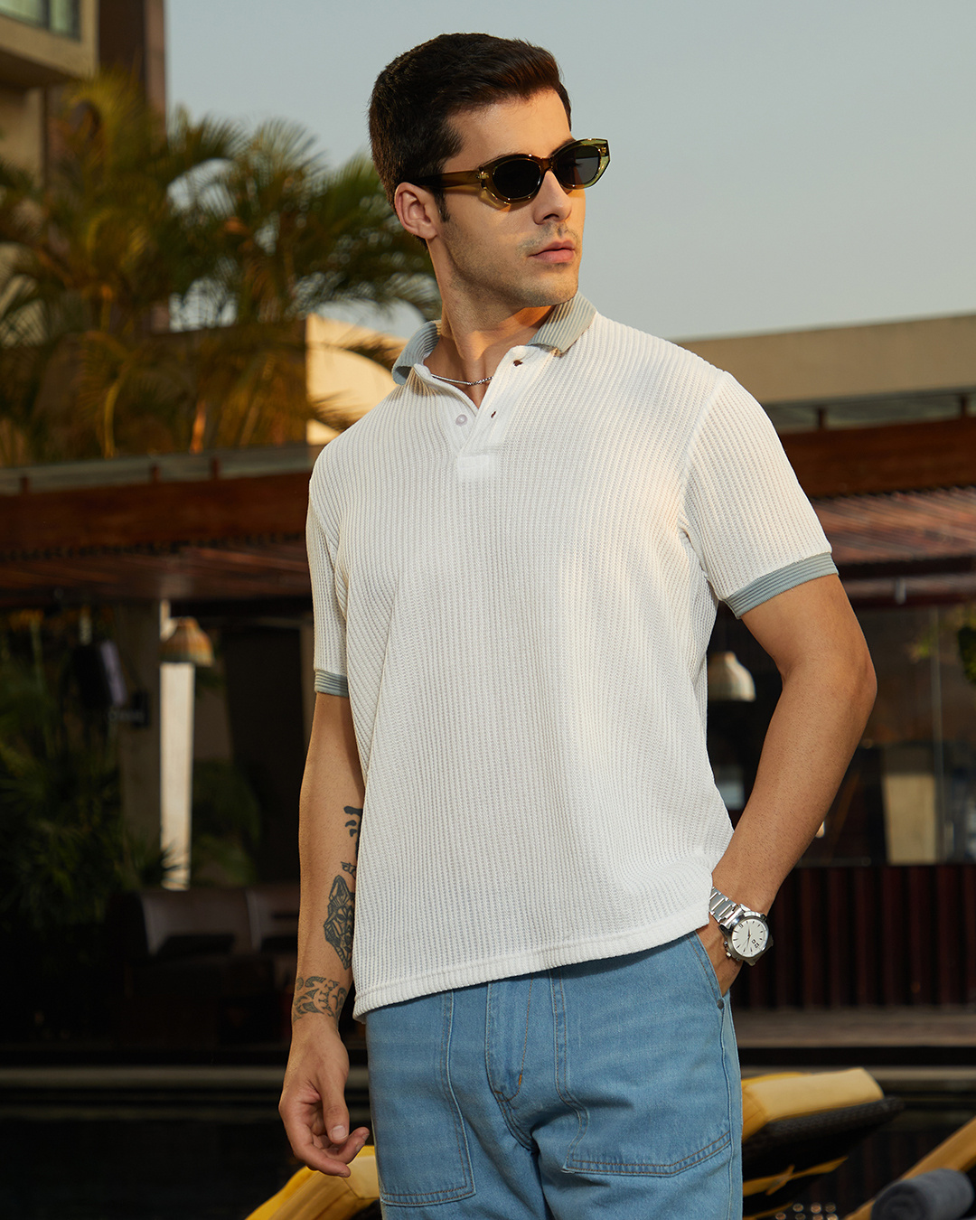 Buy Men's White Textured Polo T-shirt Online at Bewakoof