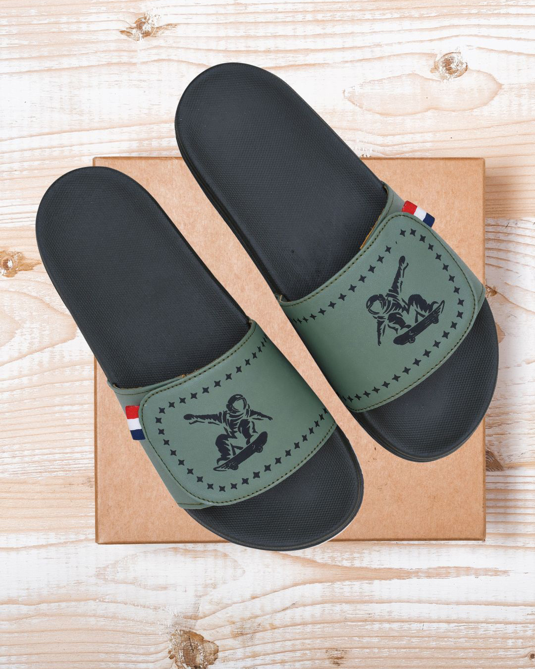 Buy Men's Green Astronaut Printed Adjustable Strap Sliders Online in ...