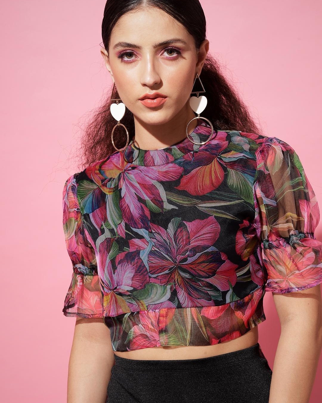 Buy Women's Black All Over Floral Printed Short Top Online at Bewakoof