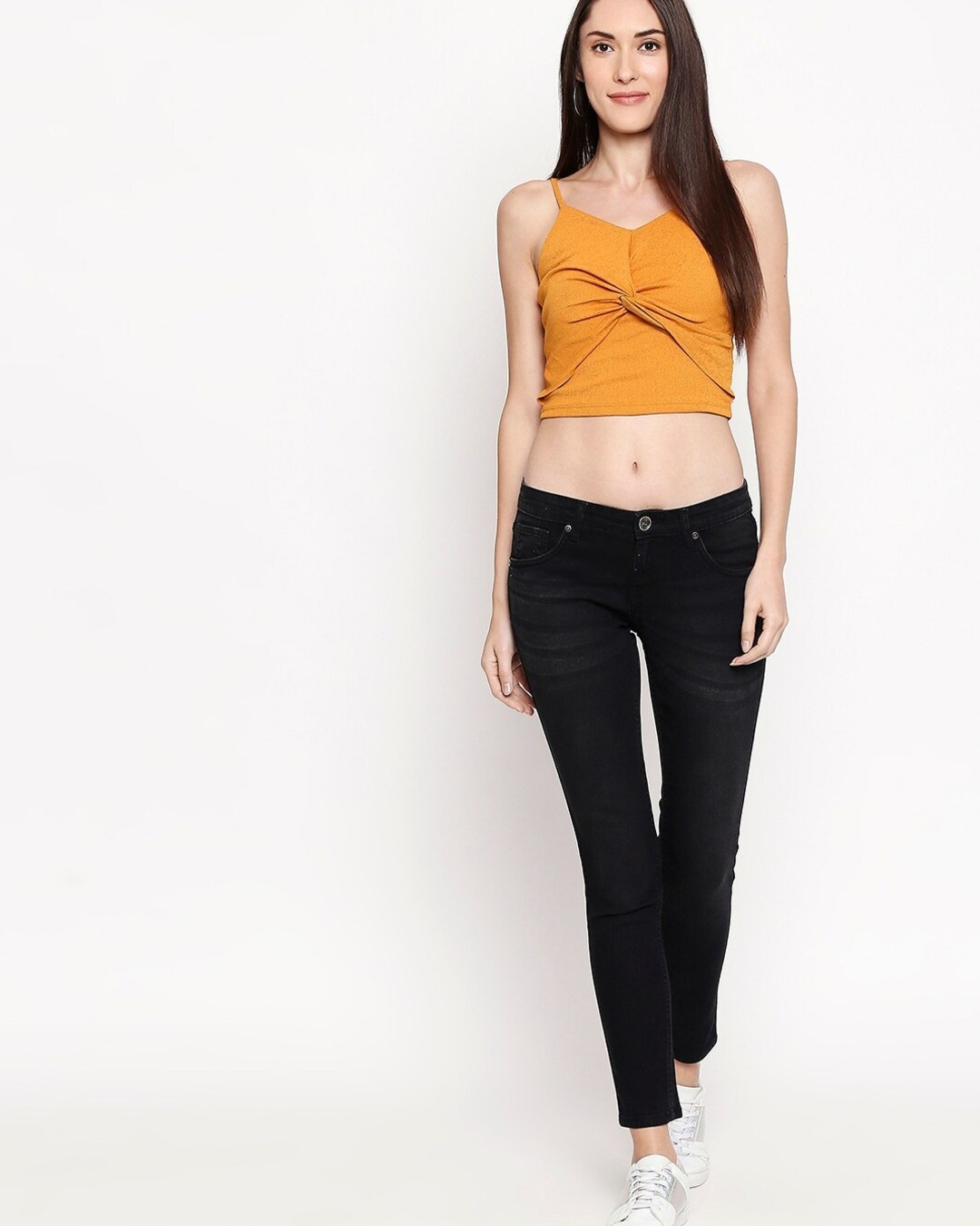 Buy Women's Black Slim Fit Low Rise Jeans Online at Bewakoof