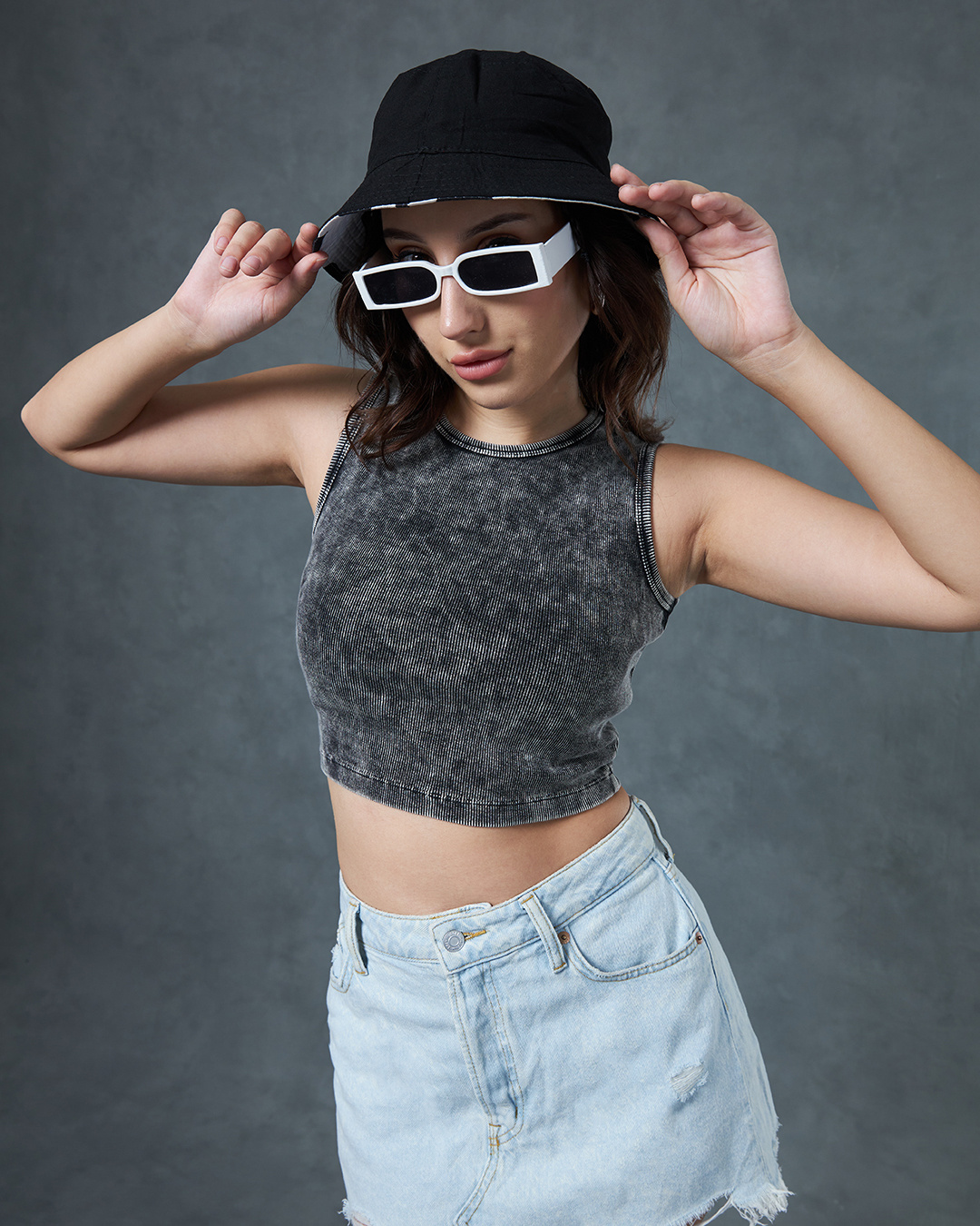 Buy Women's Black Slim Fit Short Top Online at Bewakoof