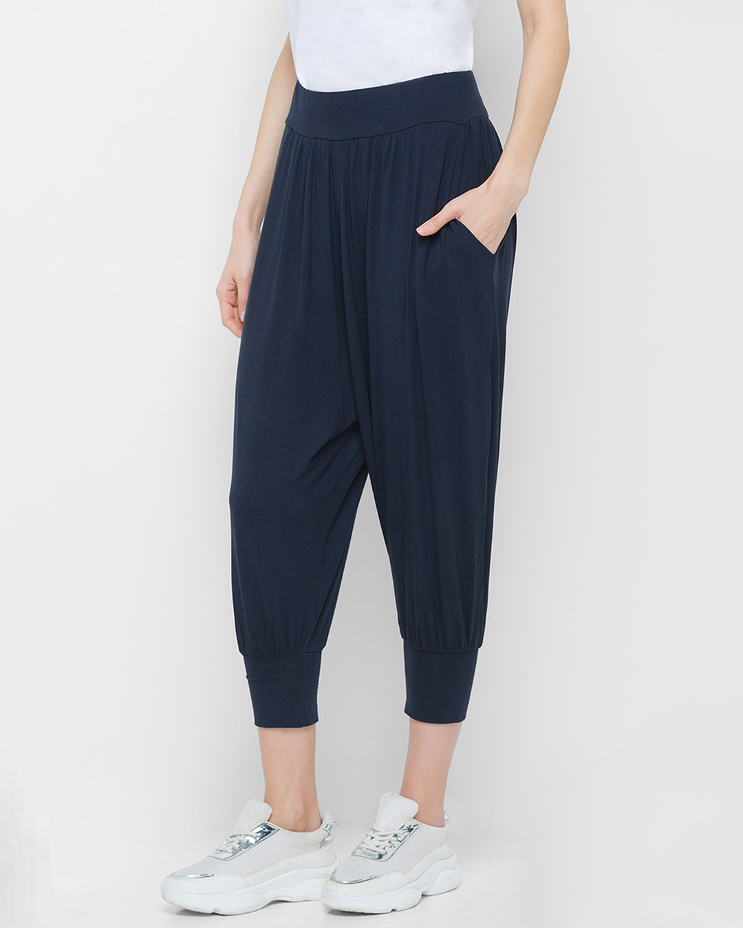 Buy Women's Blue Capris Online at Bewakoof