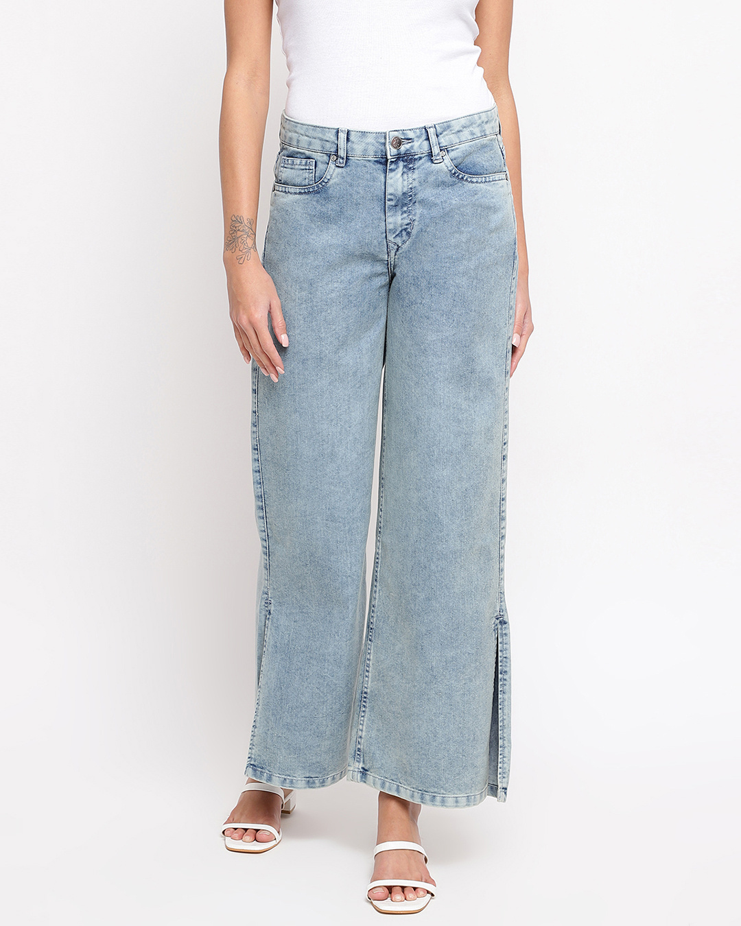 Buy Women's Blue Flared Jeans Online at Bewakoof
