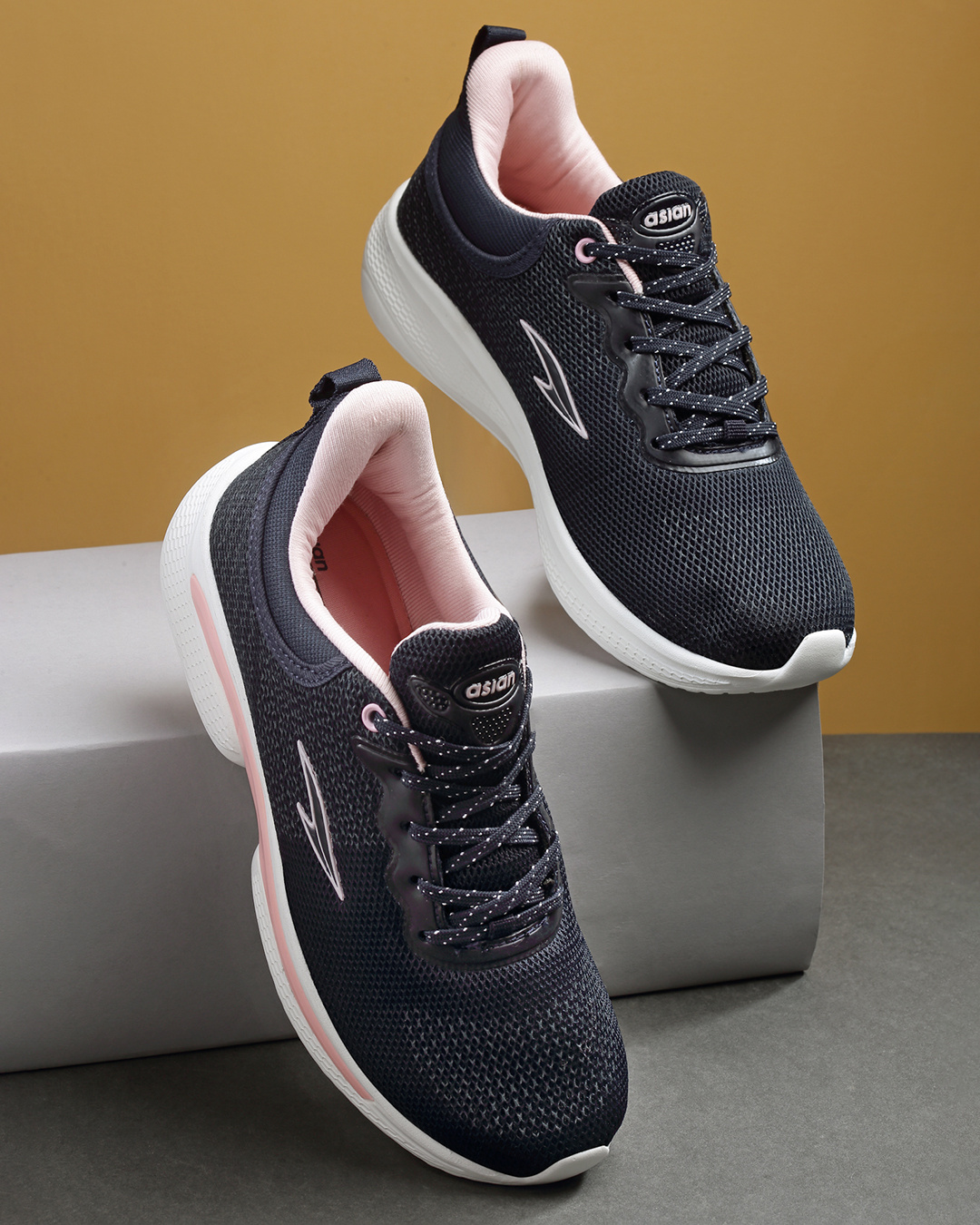 Buy Women's Blue Running Shoes Online in India at Bewakoof