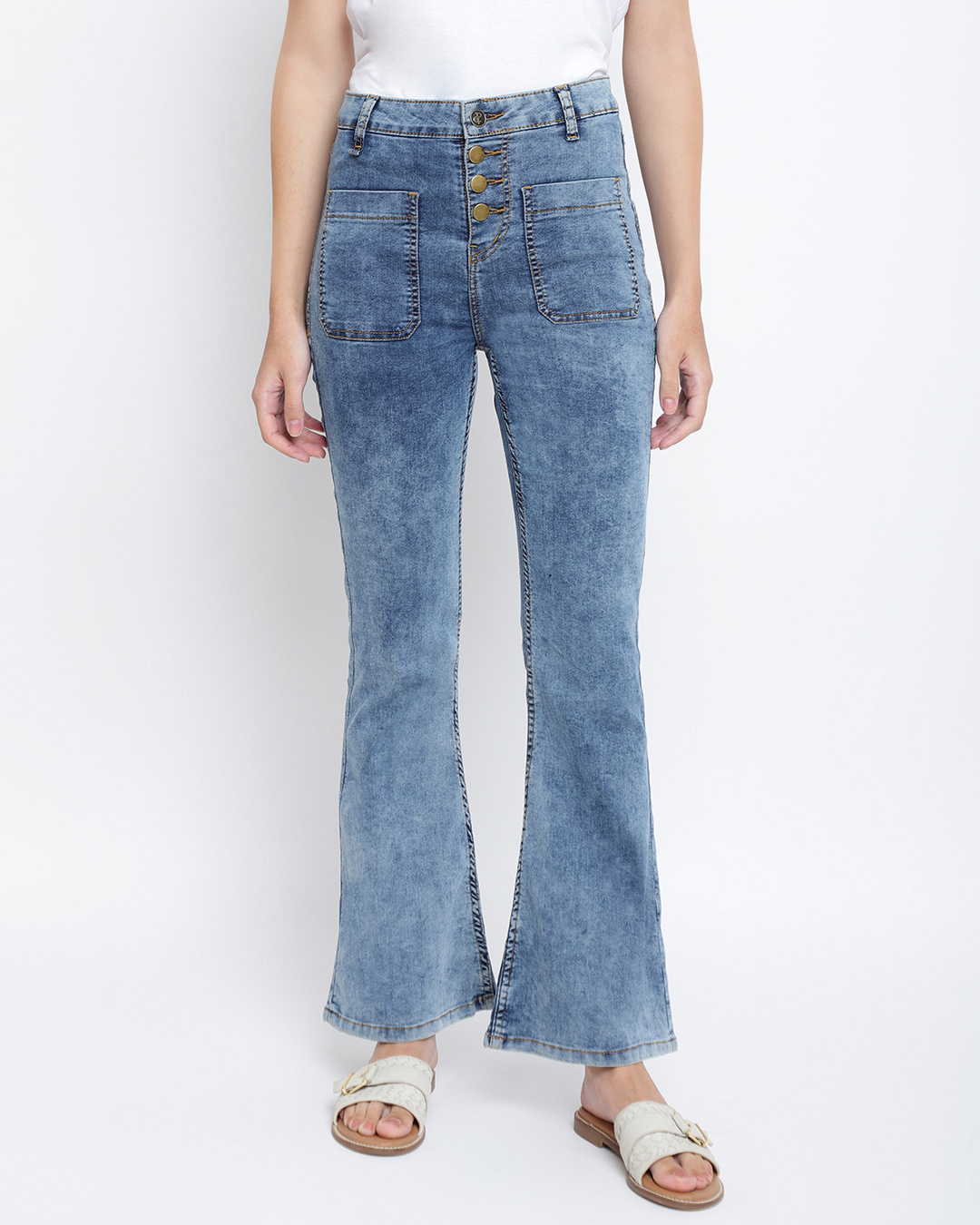 Buy Women's Blue Washed Flared Jeans Online at Bewakoof