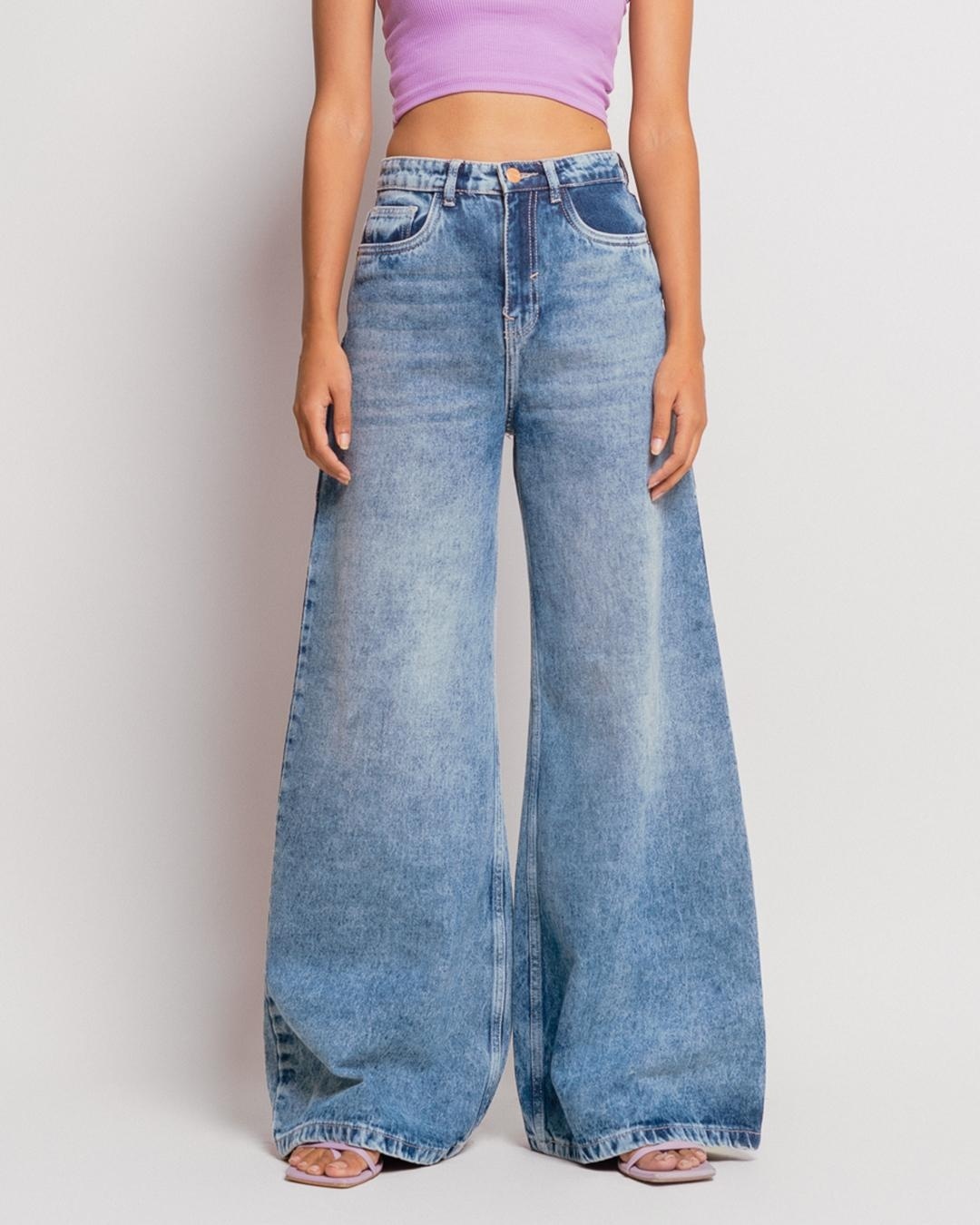 Buy Women's Blue Washed Wide Flared Jeans Online at Bewakoof