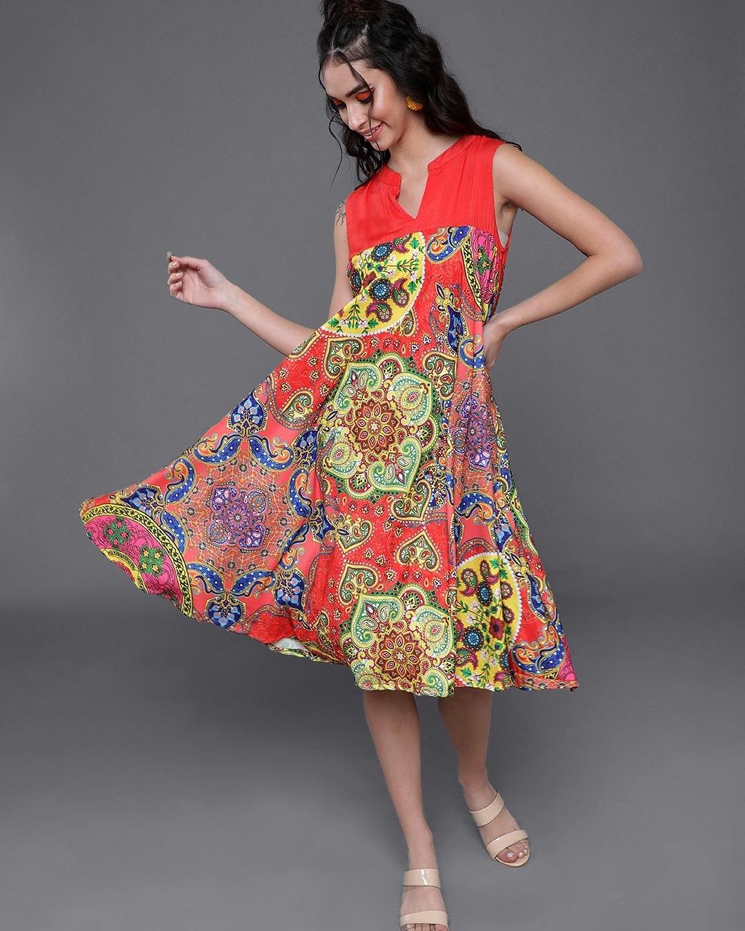 Buy Women's Red and Blue Ethnic Motif Printed Kurta Online at Bewakoof