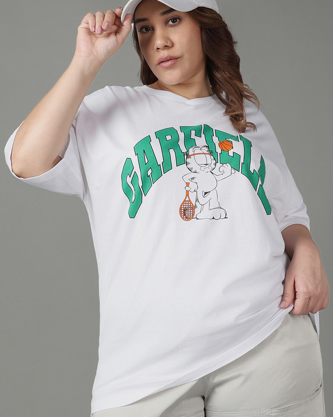 Buy Women's White Garfield Graphic Printed Oversized Plus Size T-shirt Online at Bewakoof
