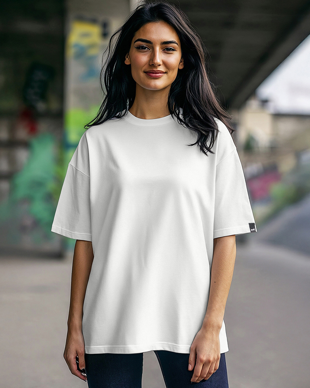 Buy Women's White Oversized T-shirt Online at Bewakoof