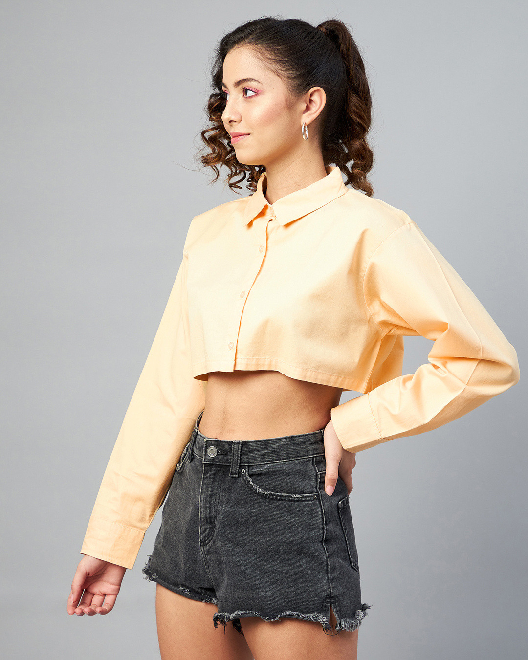 Buy Women's Yellow Boxy Fit Crop Shirt Online at Bewakoof