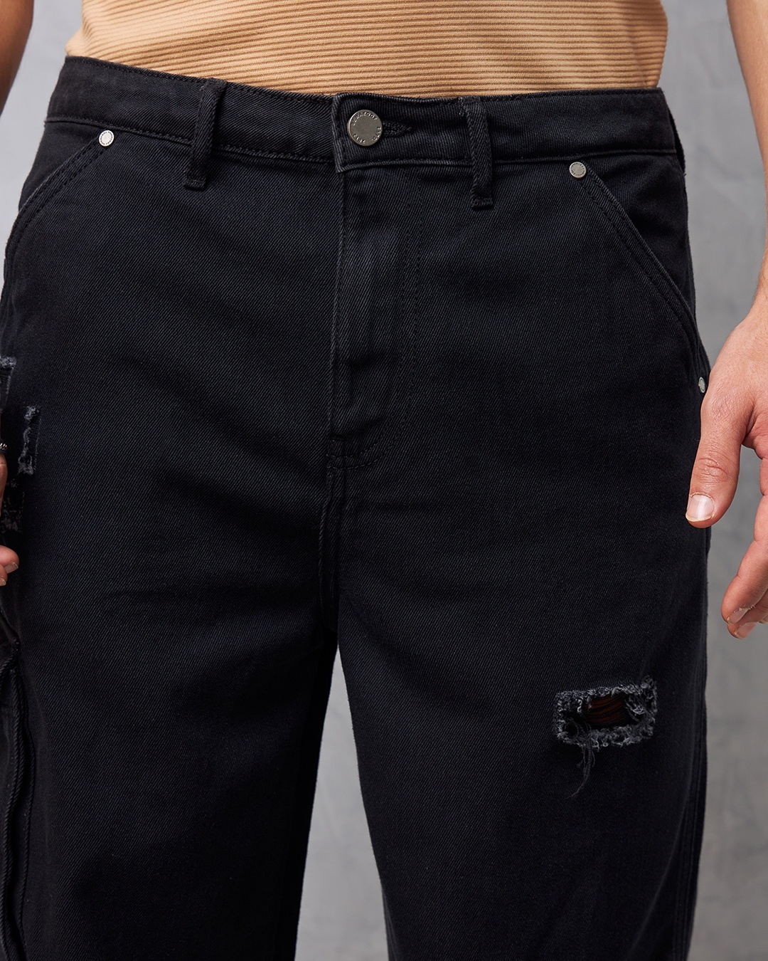 Buy Men's Black Baggy Distressed Cargo Jeans Online at Bewakoof