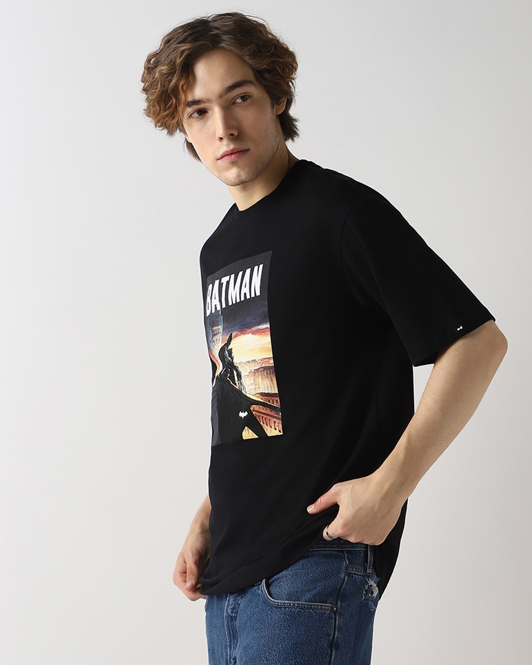 Buy Men's Black Batman Graphic Printed Oversized T-shirt Online at Bewakoof
