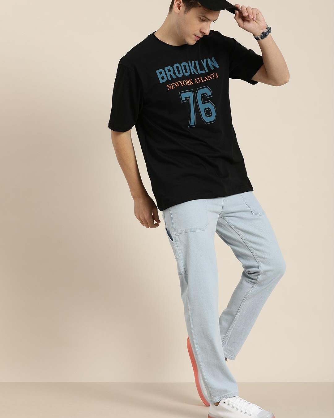 Buy Men's Black Brooklyn Typography Oversized T-shirt Online at Bewakoof