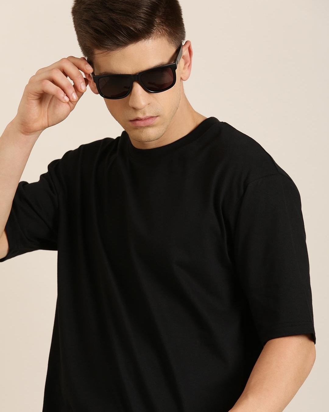Buy Men's Black Oversized T-shirt Online at Bewakoof