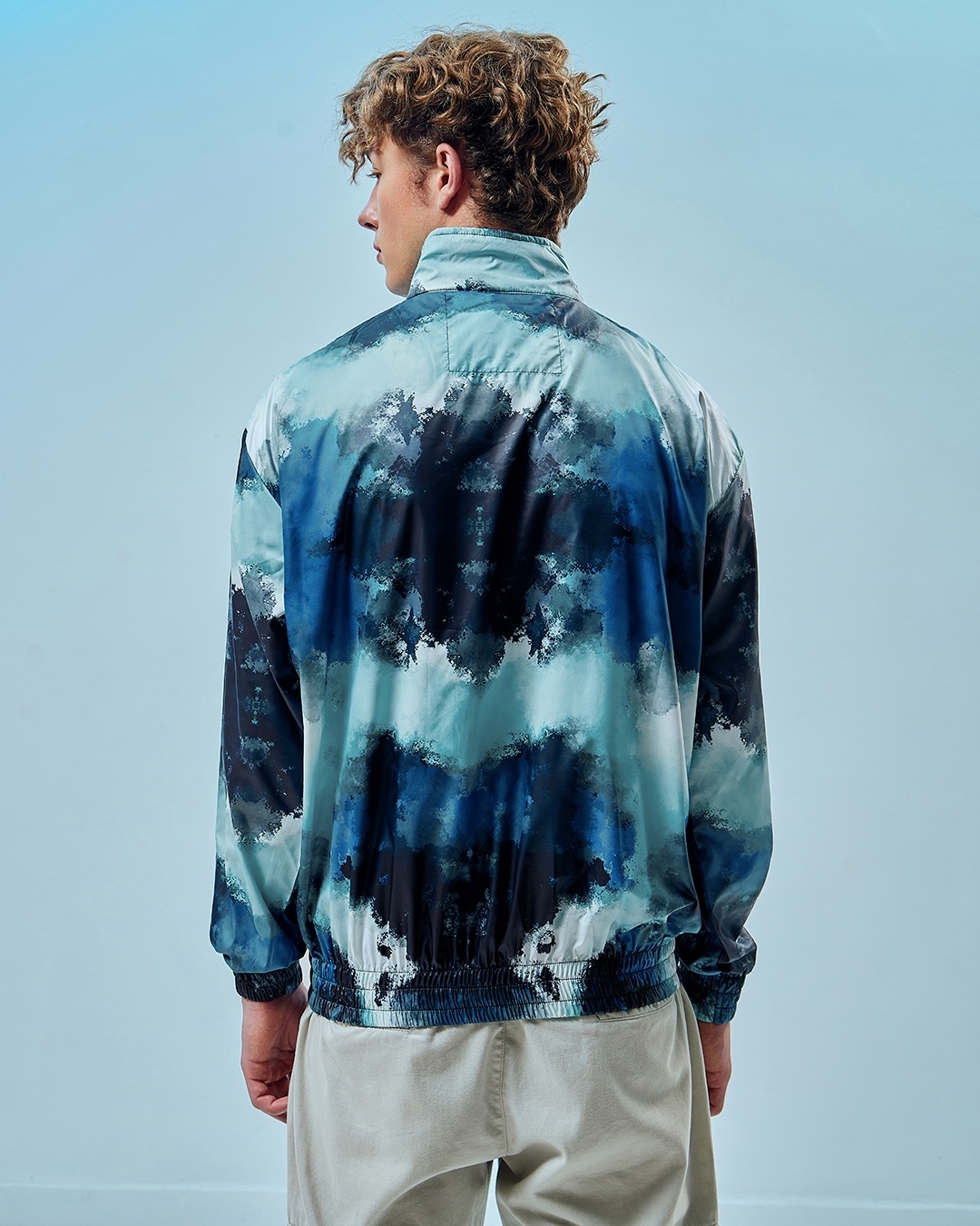 Buy Men's Blue Tie & Dye Oversized Windcheater Jacket Online at Bewakoof