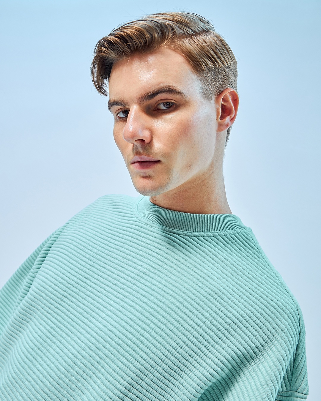 Buy Men's Cyan Oversized Sweatshirt Online at Bewakoof