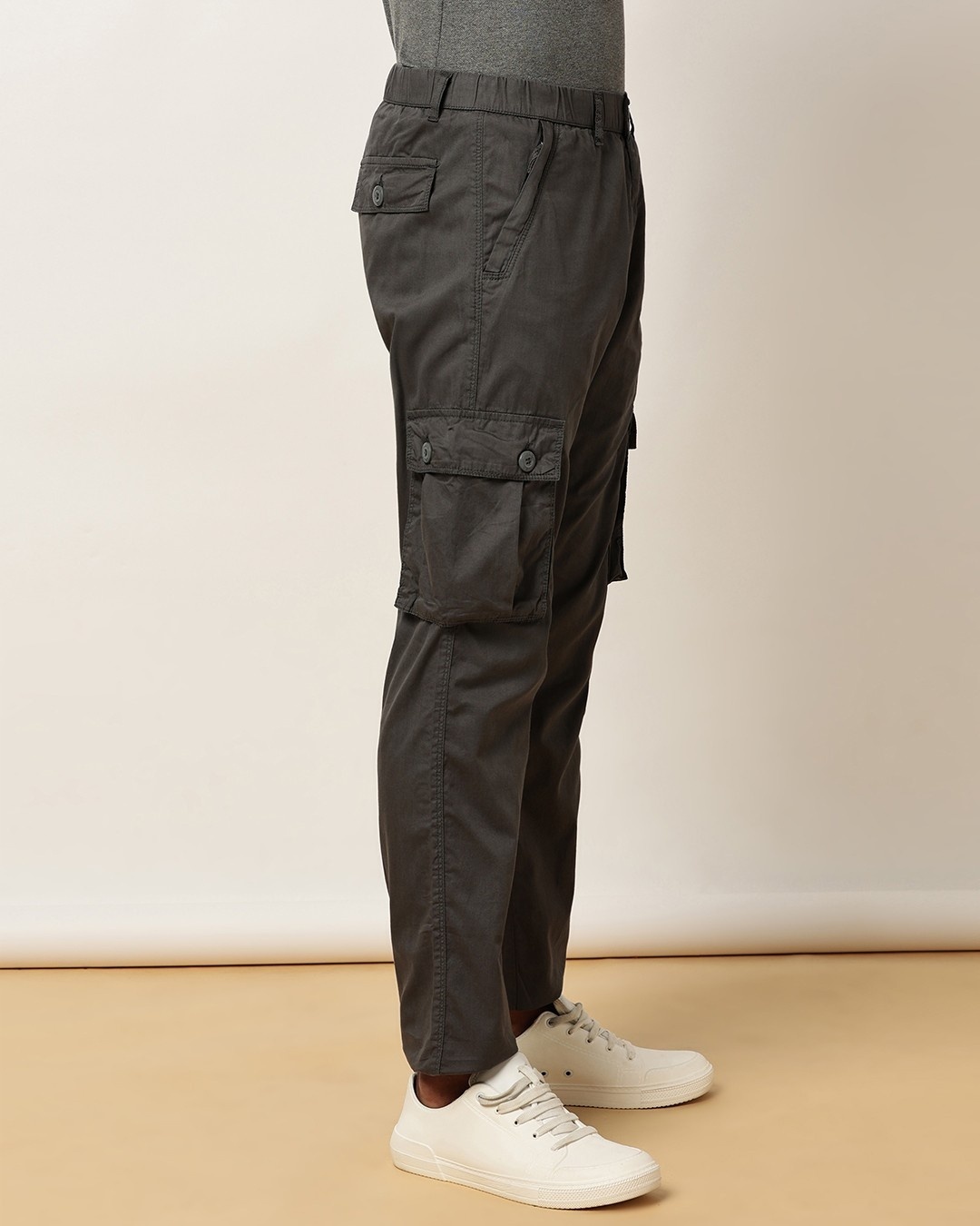 Buy Men's Grey Cargo Pants Online at Bewakoof