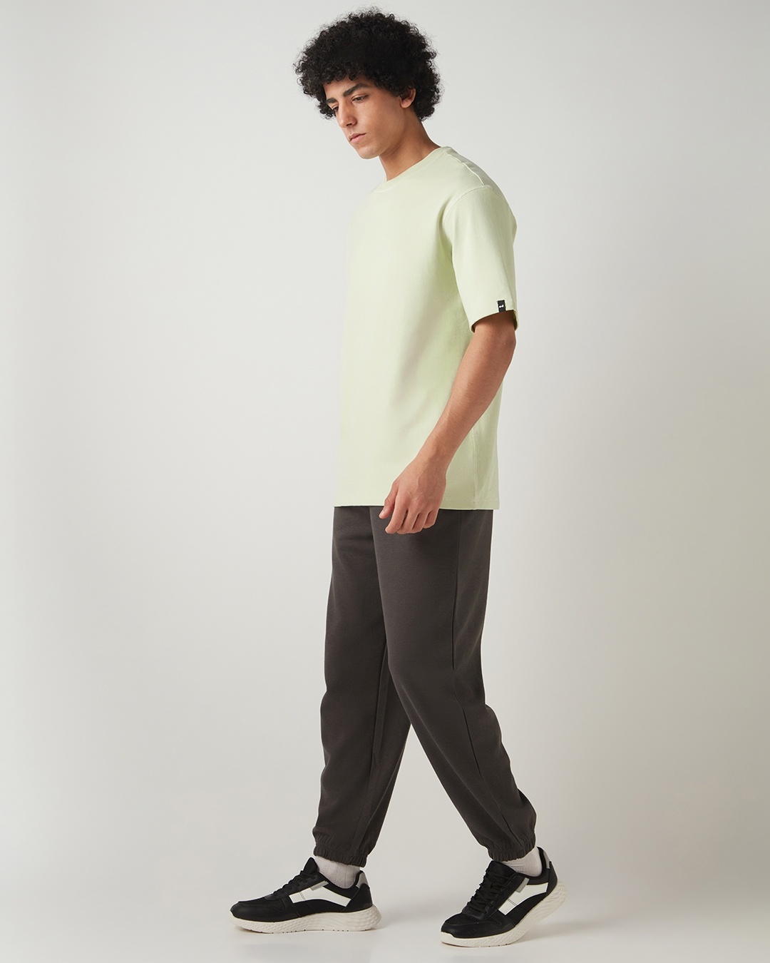 Buy Men's Grey Oversized Joggers Online at Bewakoof