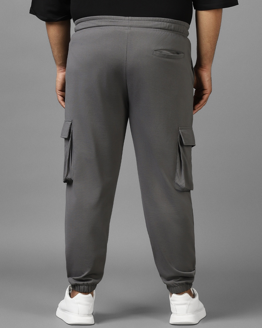 Buy Men's Grey Oversized Plus Size Cargo Joggers Online at Bewakoof