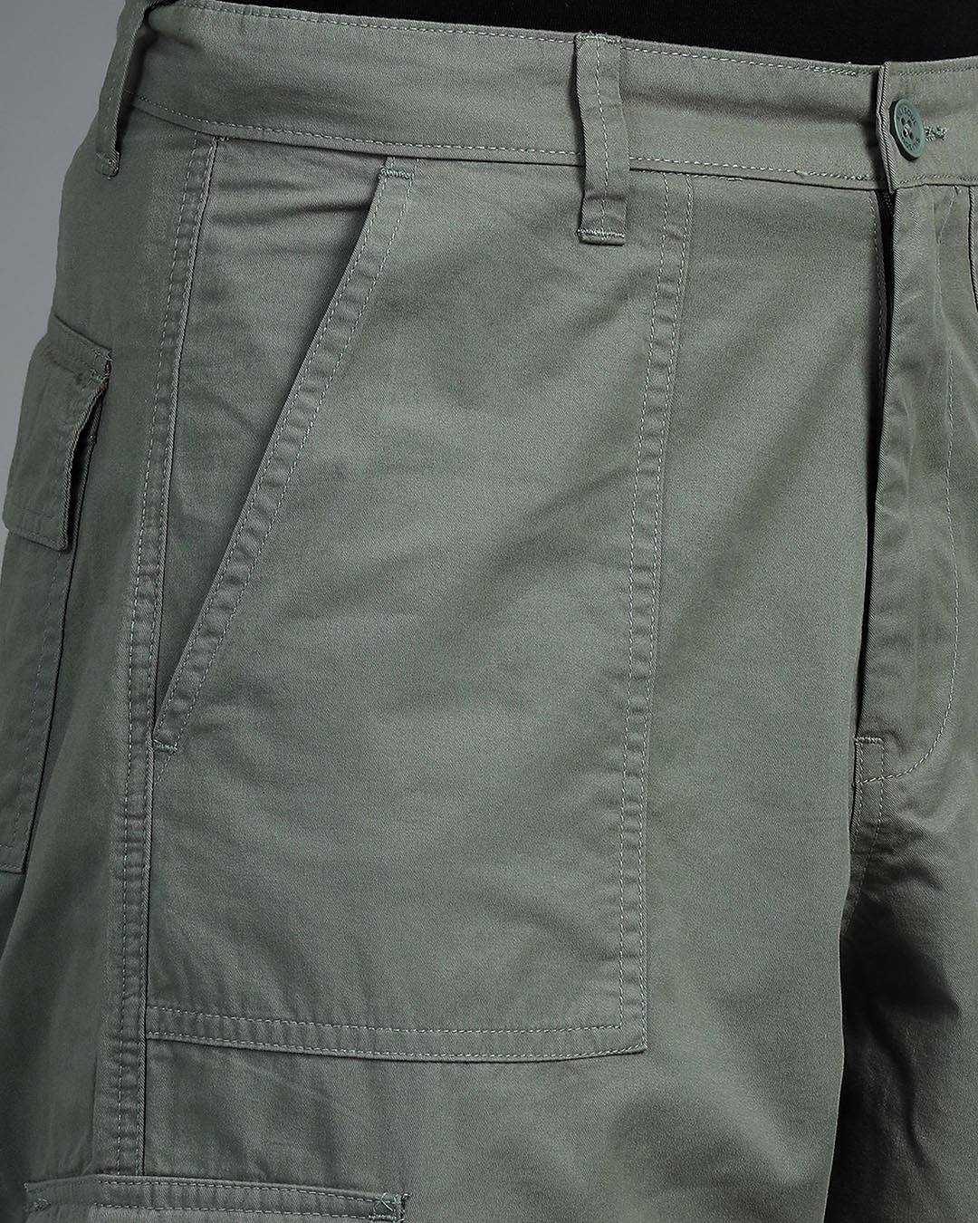 Buy Men's Moss Green Relaxed Fit Cargo Pants Online at Bewakoof