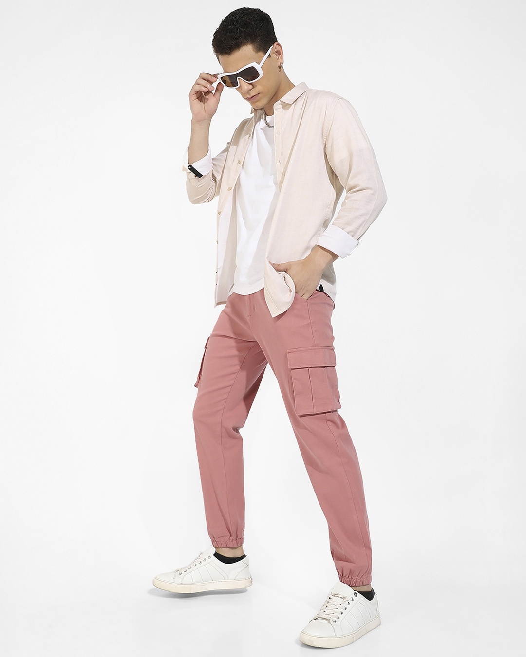 Buy Men's Nude Pink Cargo Trousers Online at Bewakoof