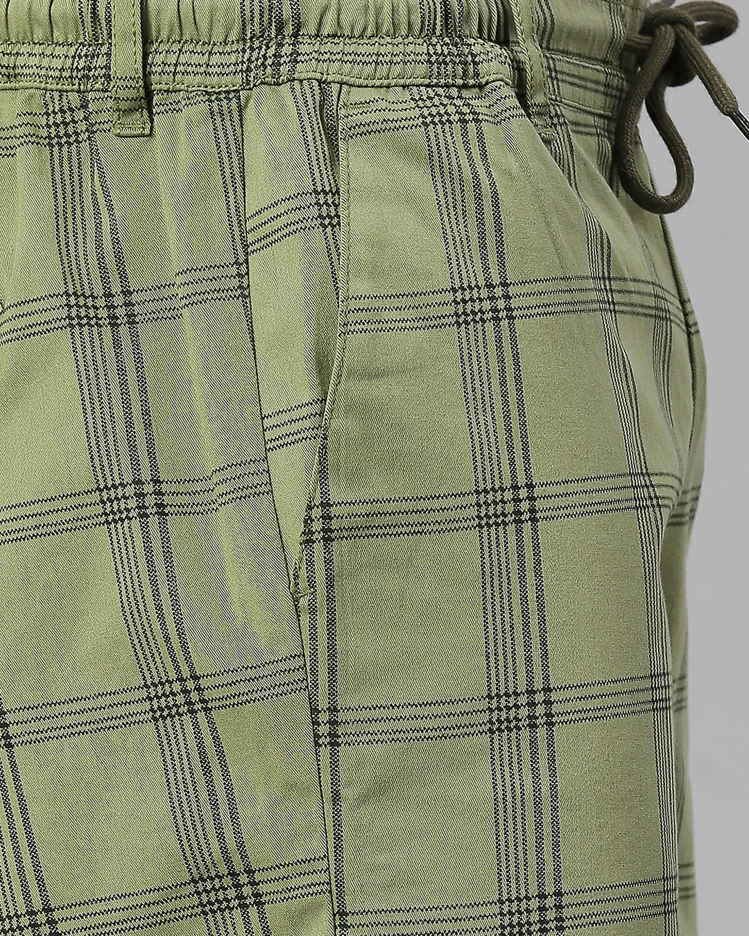 Buy Men's Olive Green Checked Slim Fit Shorts Online at Bewakoof